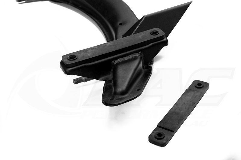 MAZDA R100 1200 1300 RX2 CROSS MEMBER TO CHASSIS RUBBER PACK. Pac ...