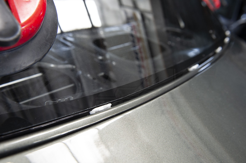 MAZDA RX WINDSCREEN TRIM CLIPS - PACK OF 25. Pac Performance Racing